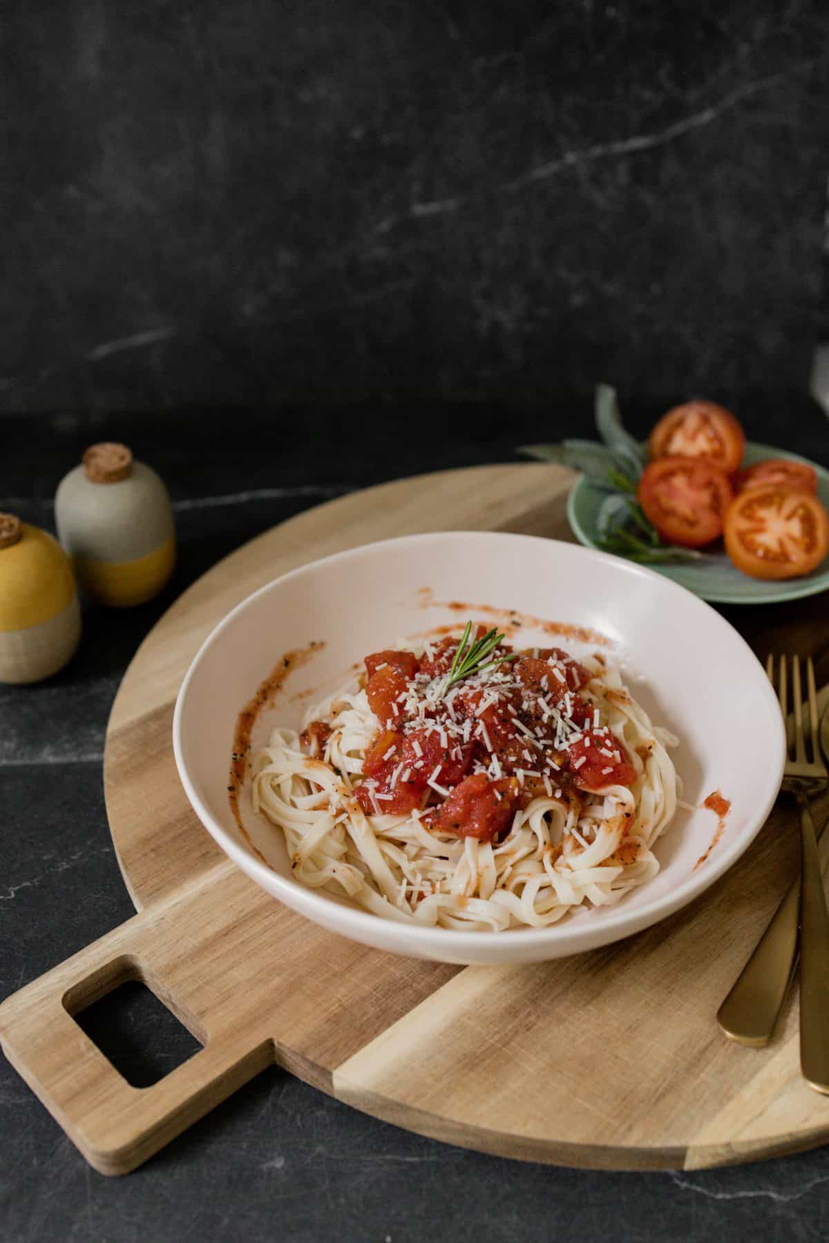 Cold Tomato Sauce - sarahtherese.co